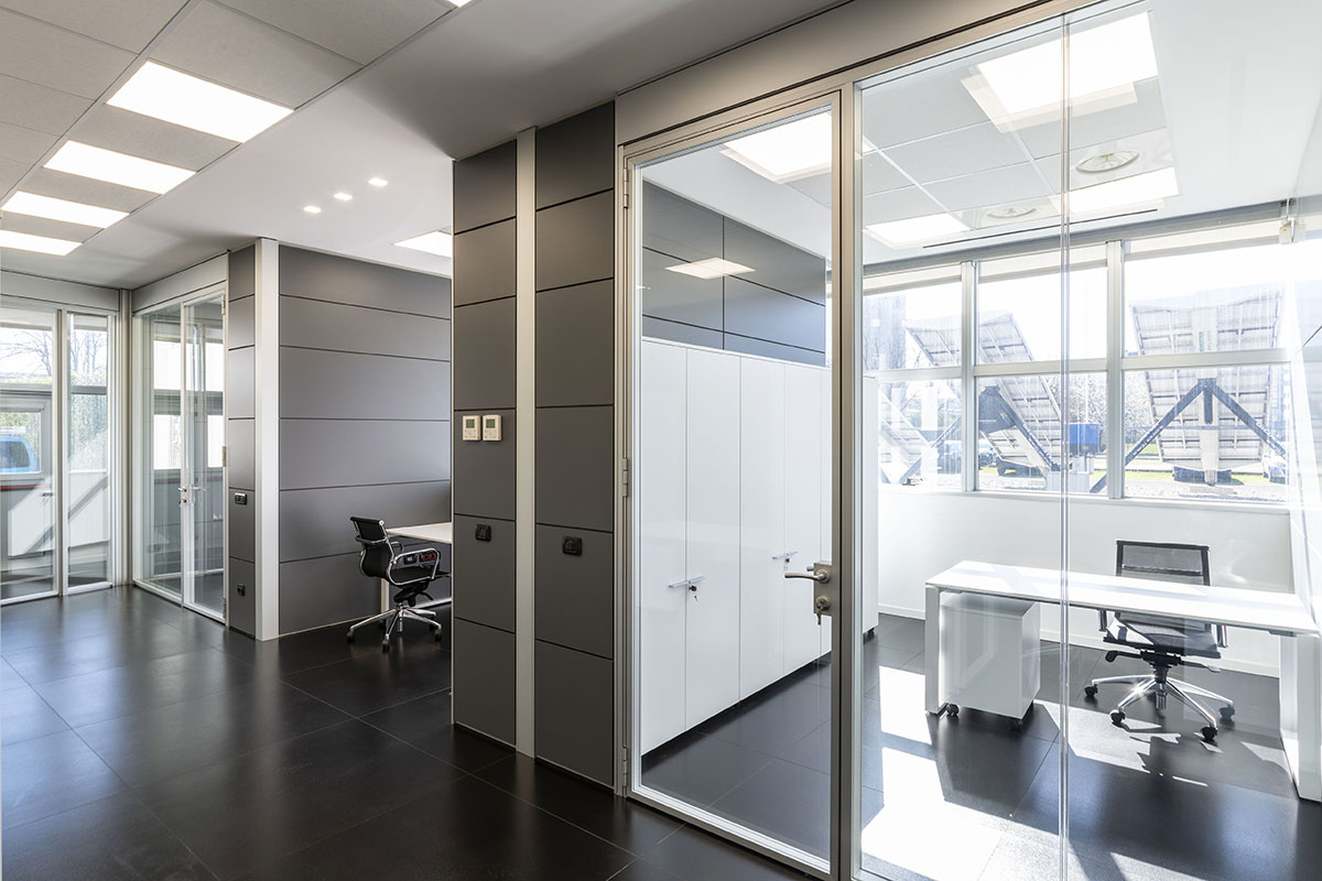 Uffici progettati, arredati e realizzati da OfficePlanet.it